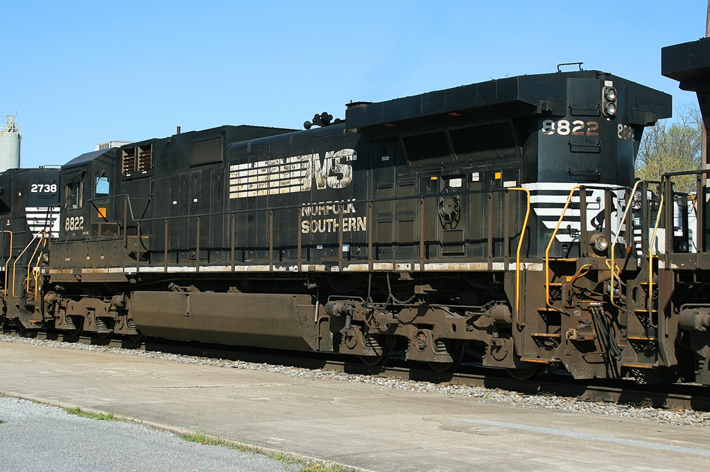 NS 8822